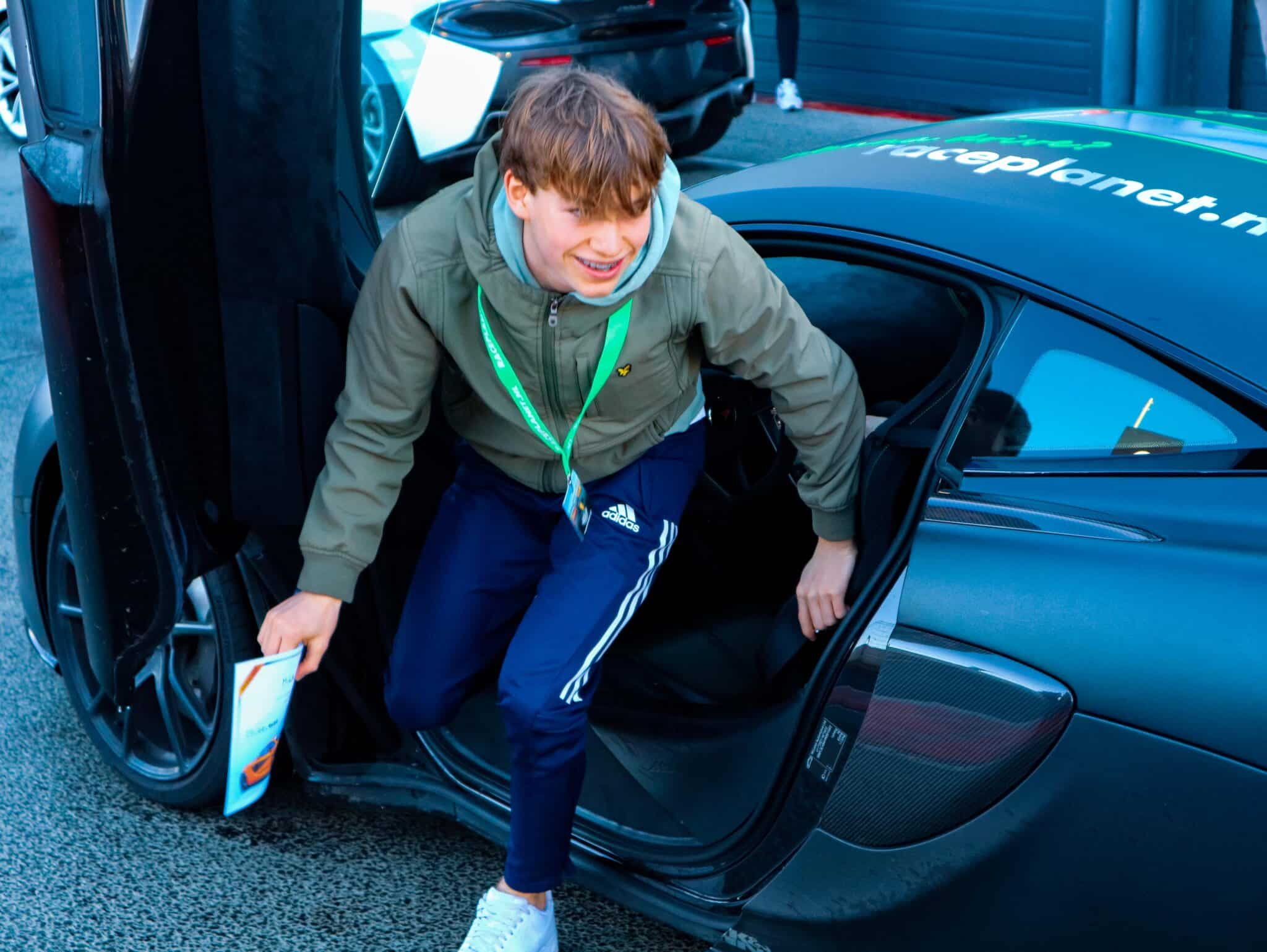 Autorijden voor de jeugd op Circuit Zandvoort - Race Planet